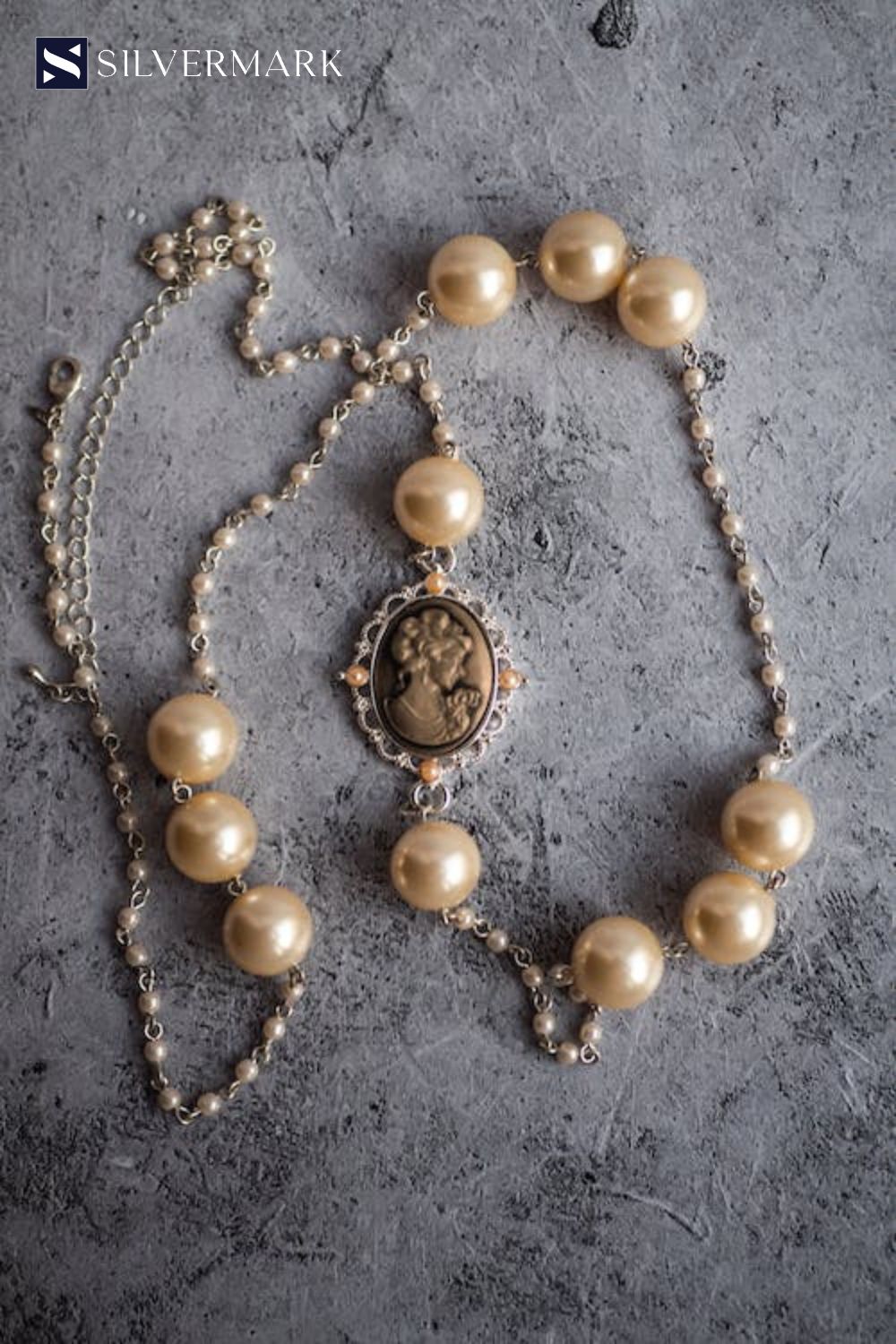 Silver Jewellery and Zodiac Signs: A discussion of how different silve ...